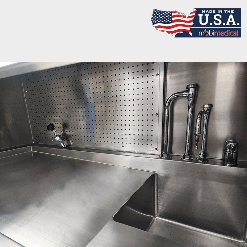 The Mobimedical Grossing Station is designed for pathology labs.